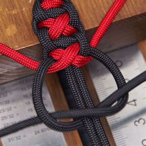 27 Diy Paracord Knife Lanyard Patterns With Instructions Artofit