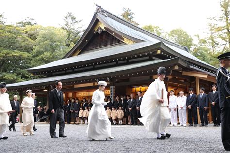 Princess Aiko Makes First Solo Trip to Ise Jingu Shrine | JAPAN Forward