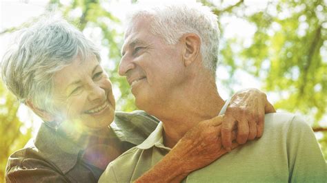 Wann Ist Man Zu Alt Für Sex Genau Nie Tipps Für Guten Sex Im Alter