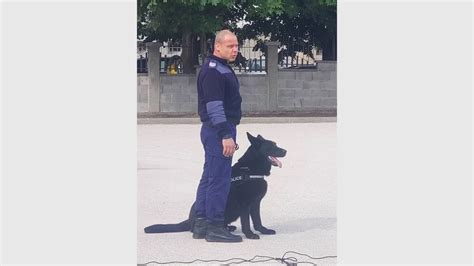 Полицаи и кучето Макс гостуваха в училище „Васил Друмев”