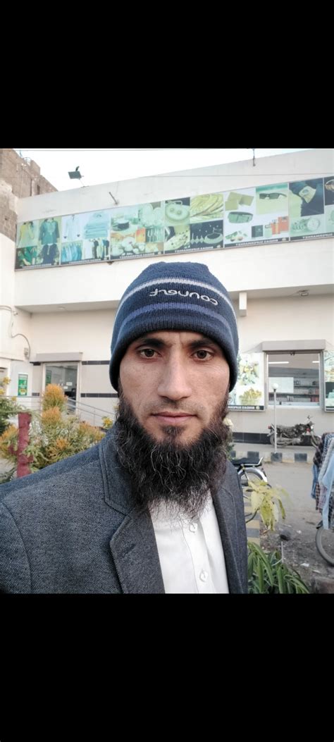 Asghar U Profil Řidiče Kamionu Findtrucker