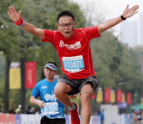 国庆第一狠人，8天8夜跑了1001公里基普马拉松吉普乔格