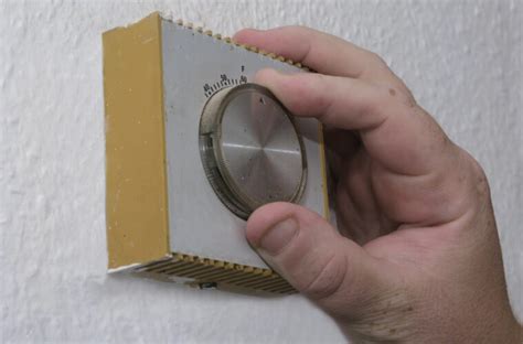 Harvard Researchers Temperature Shifts Increase Dementia Risk