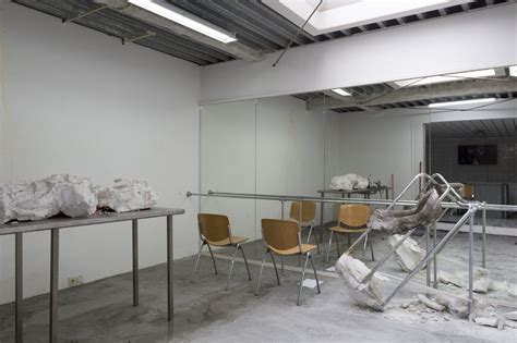 Benjamin Francis A Body Without Its Flesh Pakt Nu