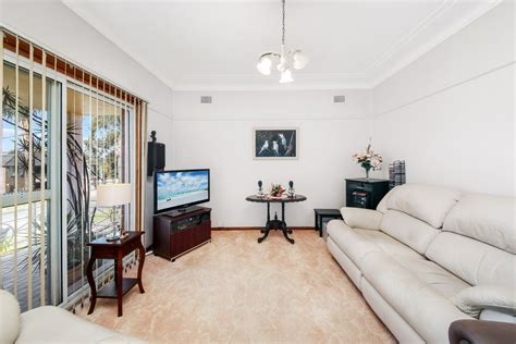 Sold 38 Thornton Avenue Bass Hill Nsw 2197 On 24 Jun 2023 2018570281