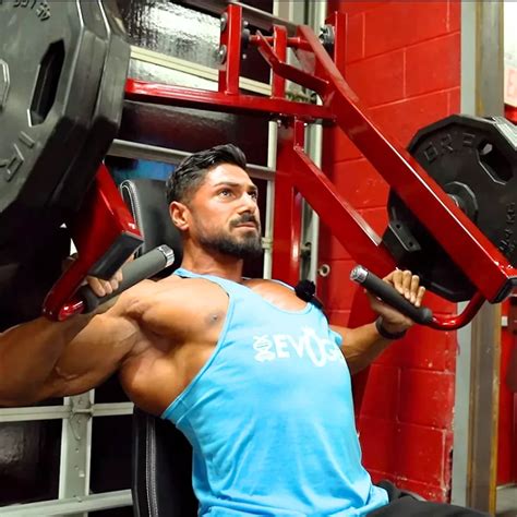 Kai Greene Chest Workout With Andrei Deiu At Bos One Gym Kai Greene