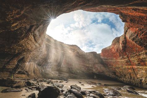 Devils Punchbowl State Natural Area In Oregon Oregon Is For Adventure