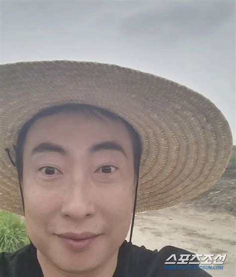 눈이 반은 안떠진다 박명수 수술 준비 中 공개눈동자 45 밖에 보이지 않아