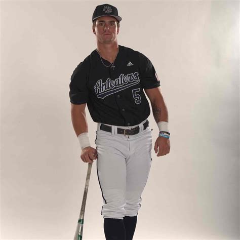 Caden Kendle Center Field Uc Irvine Anteaters Nil Profile Opendorse