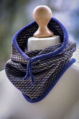 Ravelry Dyo Drawstring Cowl Pattern By Gretchen Tracy