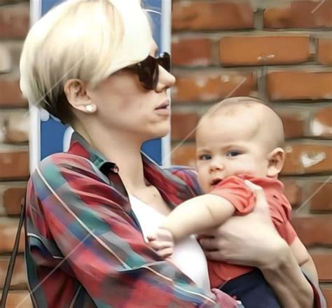 Meet Cosmo Jost Colin Jost And Scarlett Johanssons Son And His Fun