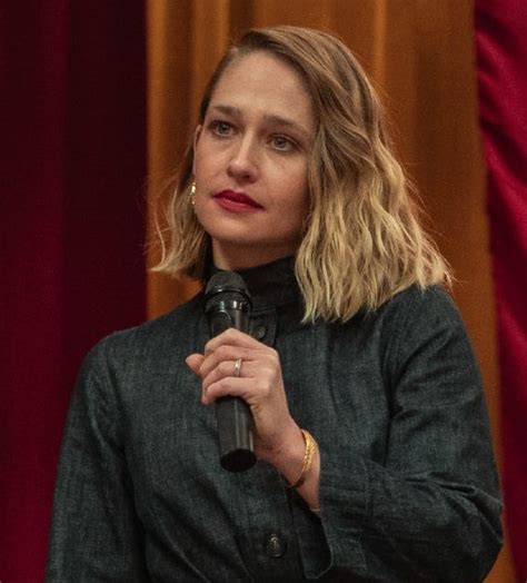 Sex Education Season 3 Why Hopes Storyline Doesnt Work