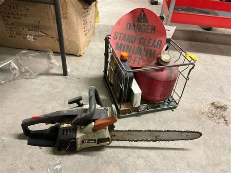 Steel Crate Wchainsaw Oil And Parts And Echo Cs 305 Chainsaw Hamilton