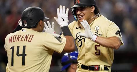 Gurriel Thomas Hit 3 Run Homers D Backs Beat Cubs 6 4 In Showdown Of