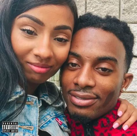 🦋𝒗𝒍𝒐𝒏𝒆𝒎𝒊𝒎𝒊𝒊🦋 Cute Friend Poses Cute Couples Goals Rap Aesthetic