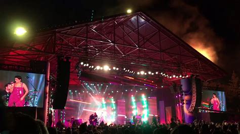 Say It Right Nelly Furtado Live In Winnipeg The Forks Youtube