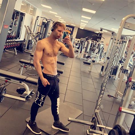 Gymselfie Of The Day 😏😈 R Cuteguys