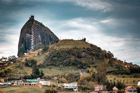 El Penon De Guatapé Monolit Który Stał Się Całoroczną Atrakcją