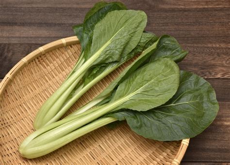 かぶの葉の栄養価をほうれんそう・小松菜と比較 薬膳梨楽