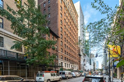 30 E 60th St New York Ny 10022 Office Medical For Lease Loopnet
