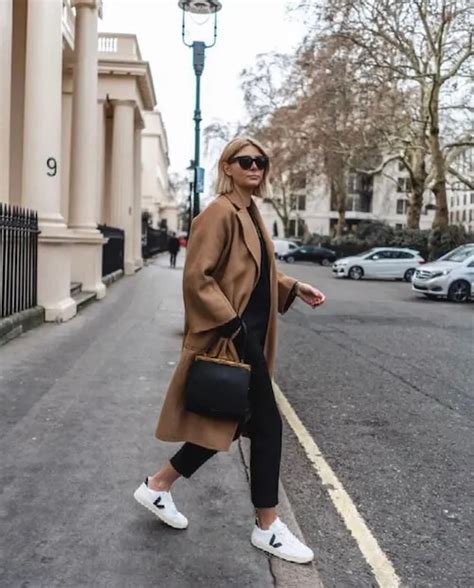 60 Chic Veja Sneakers Outfits How To Wear Veja Sneakers To Step Up