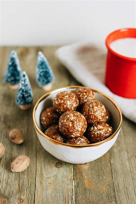 Gingerbread Larabar Balls