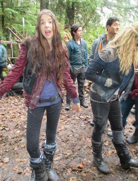 Genevieve Buechner Fox The 100 Show The 100 Cast The 100