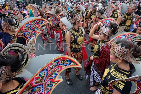 Tari Gatotkaca Antara Foto