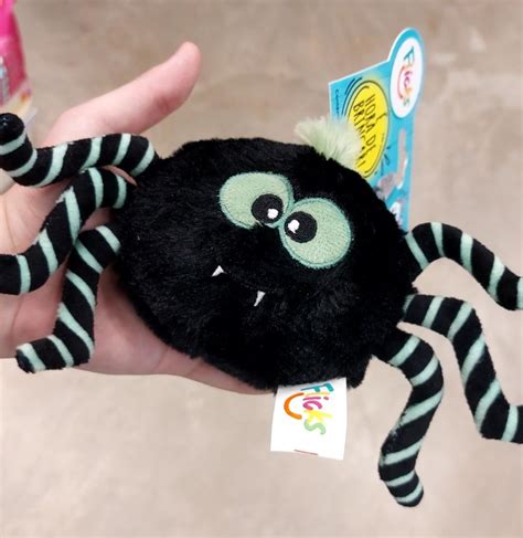 Found An Irl Pecho Plush R Intotheradius