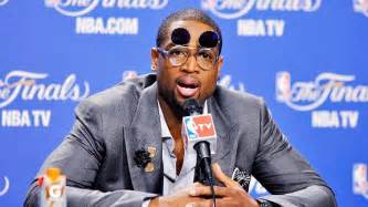 Glasses Wearing Billie Jean King Talks Nba Espn Trending Espn Playbook Espn