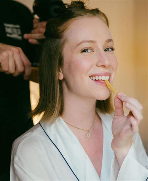 Hannah Einbinder Rtrueratecelebrities