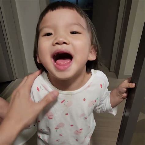 똑순이의 메롱 Youtube