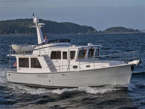 2025 Helmsman Trawler 38e Pilothouse Boat Research Boats Online