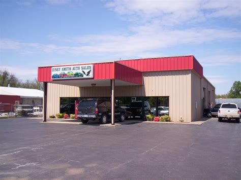 Pictures Of Juney Smith