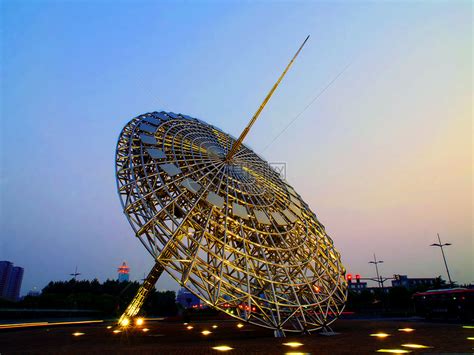 东方之光雕塑城市时间文化风景天文学日晷高清图片下载 正版图片320385265 摄图网