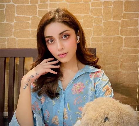 Alizeh Shahs New Photos Take Internet By Storm
