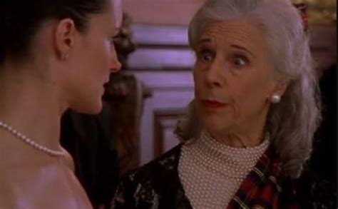 Porodica SaopŠtila Umrla Slavna Glumica Iz Serije Seks I Grad