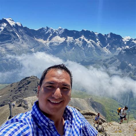 Alvaro Emmanuel De La Rosa I Kam I Key Account Manager Vms Energy