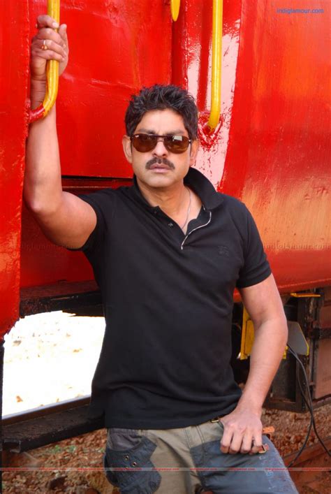 Aaru Movie Photosimagespicsstills And Picture 7244 0