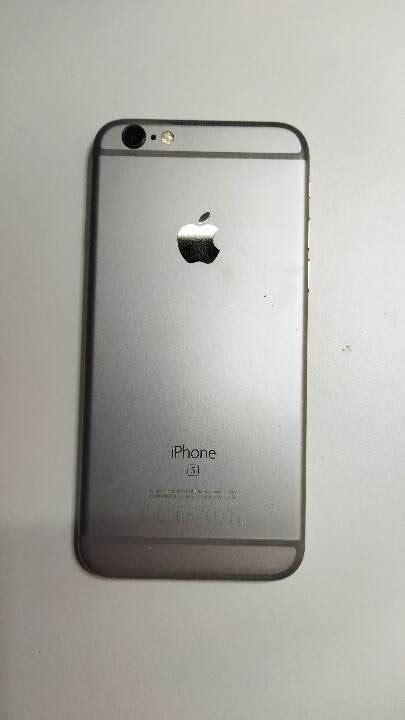 Мобільний телефон Iphone 6s A1688 ” сенсорний сріблястого кольору