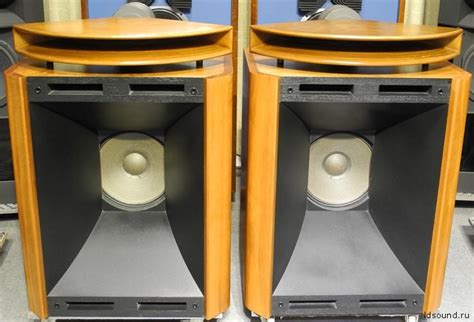 Exclusive Model 2301