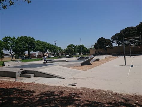 Arthur Lee Johnson Memorial Park 1200 W 170th St Gardena Ca 90247 Hours Directions Reviews