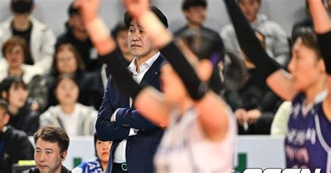 사진 김종민 감독 안풀리네 조선비즈