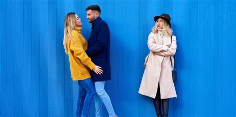 The 3 Zodiac Signs Who Are Better Off Single During The New Moon In