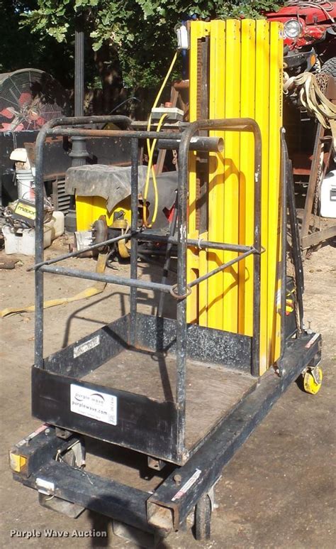 Workforce Xlt Cat 23 Man Lift In Tonganoxie Ks Item De2436 Sold Purple Wave