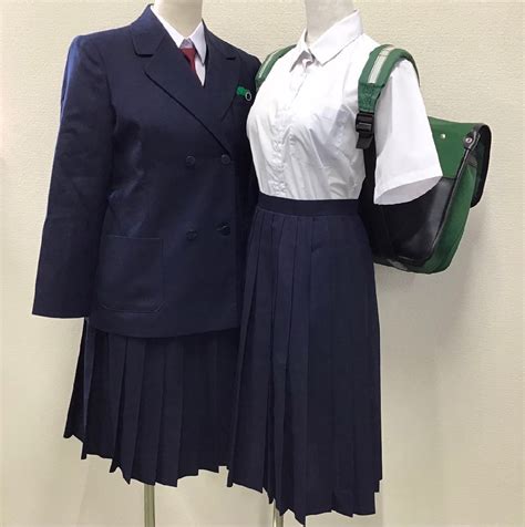 Ot146 2 箱 栃木県 小山中学校 8点セット 校章付きブレザーベストブラウススカートネクタイ制服学生服女子学生卒業