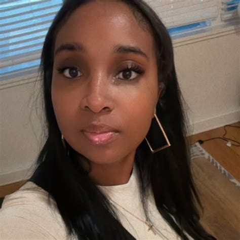 Lynette Xqueennette • Threads Say More