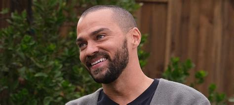 Greys Anatomy Temporada 19 Jesse Williams Regresa Delante Y Detrás De