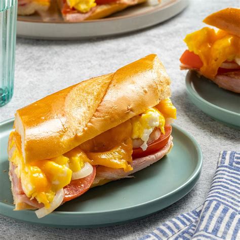 Seasoned Scrambled Egg Sandwich