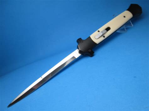 13 Tuxedo Otf Bayonet Switchblade Knife